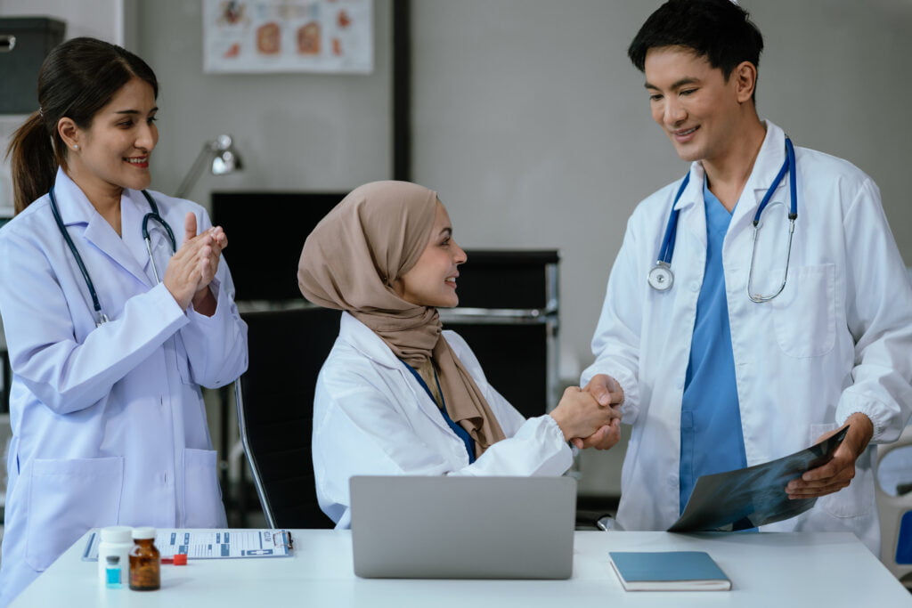 Our Doctors | UNI Klinik